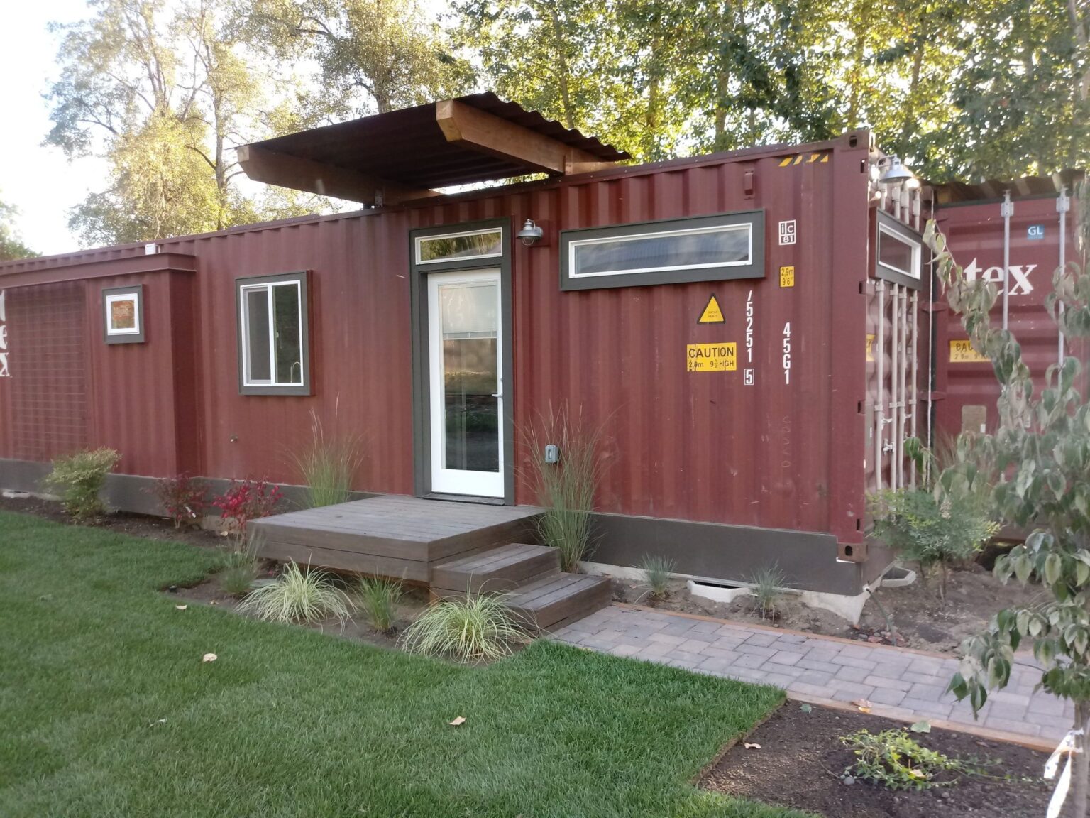 Metal Houses & Barndominiums | MetalBuildingHomes.org